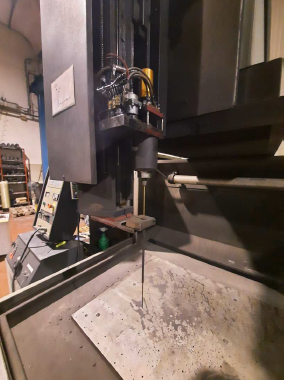 MICROFORATRICE A ELETTROEROSIONE | EURO.FAL